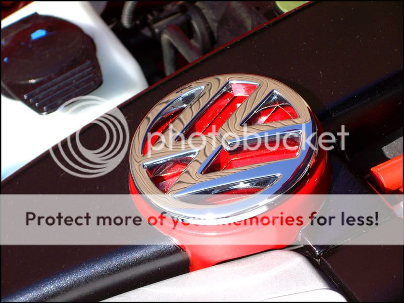 R32 Engine Cover Logo | VW Vortex - Volkswagen Forum